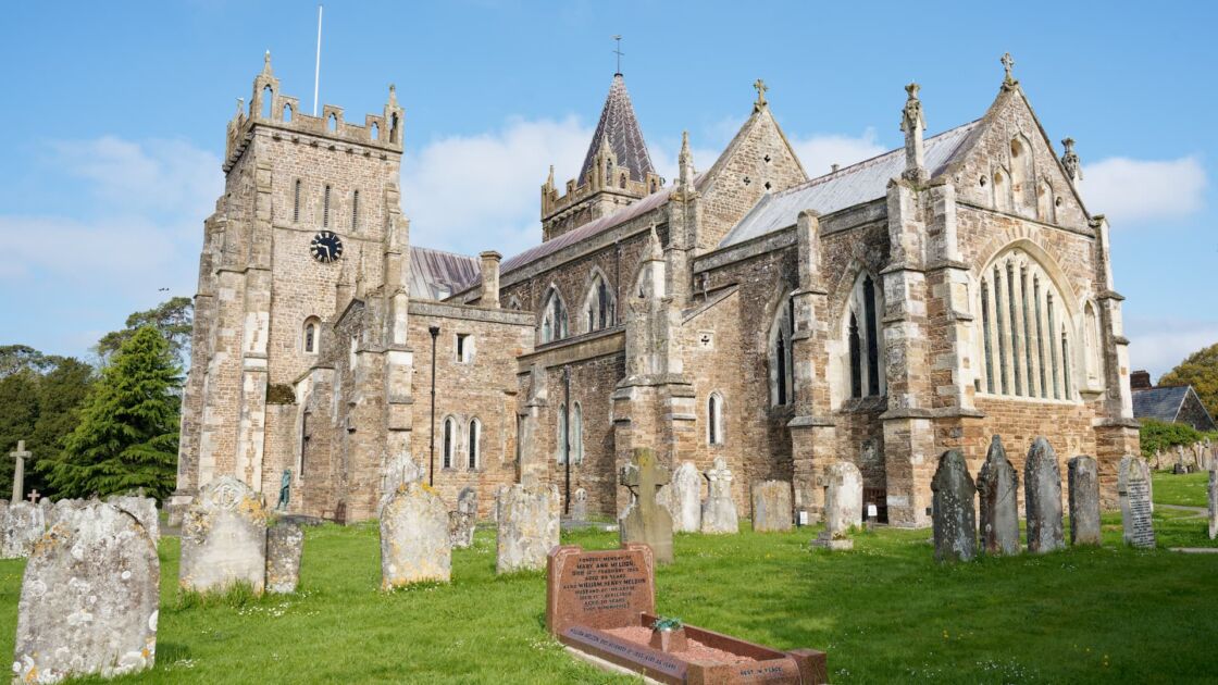 Visit Ottery St Mary church – Otter Vale Mission Community